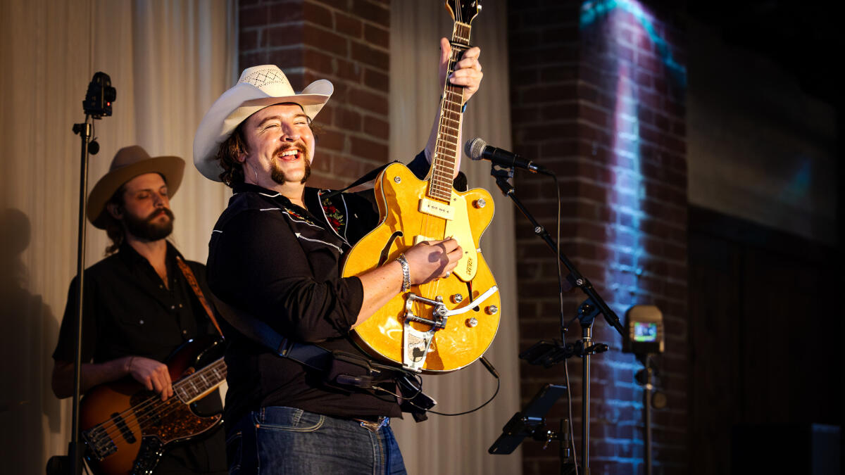 Tyler Preston | Official Site